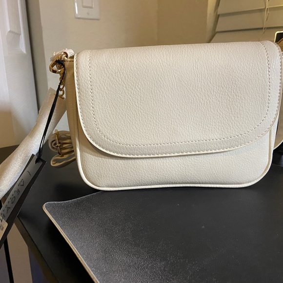 Bags | Brand New Crossbody Bag White | Poshmark